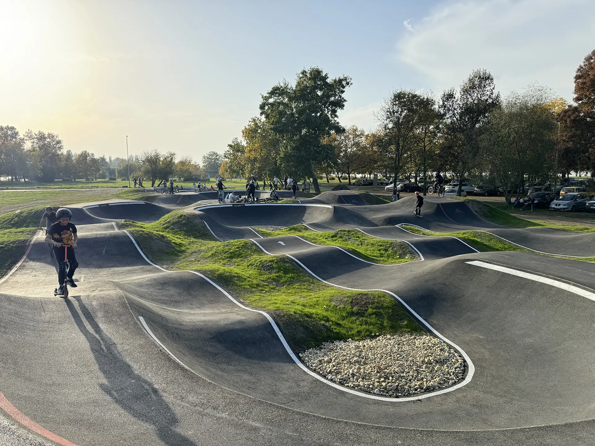 Northern Lines | Az aszfalt pumpapályák és kerékpárpályák tervezésének ...